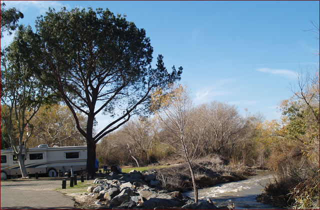 Canyon RV Park - Camp California