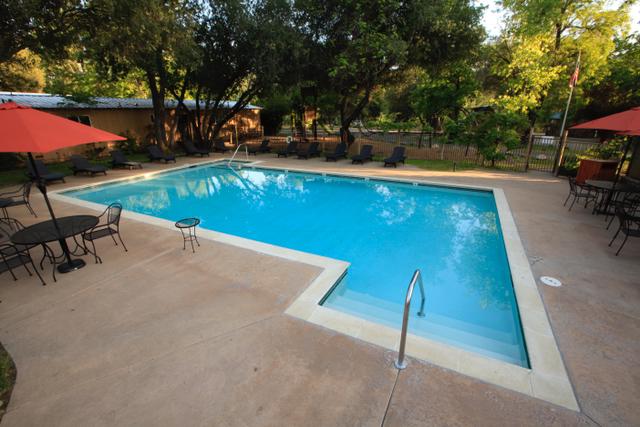 Coloma Resort - Camp California