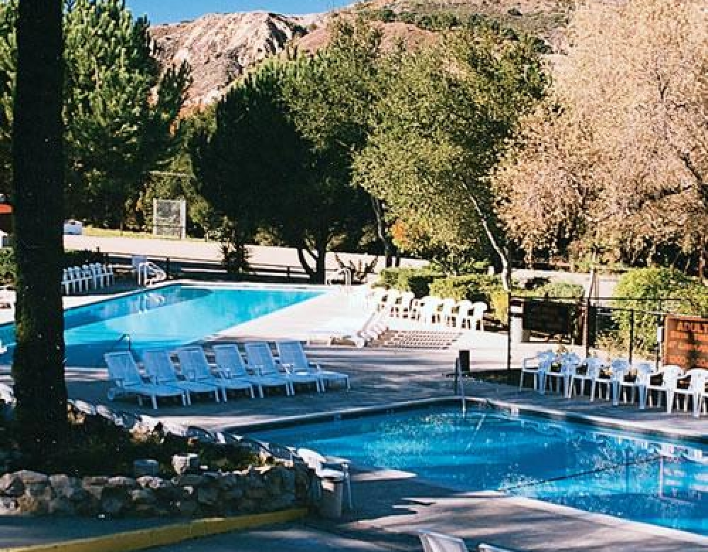 Rancho Oso RV & Camping Resort - Camp California