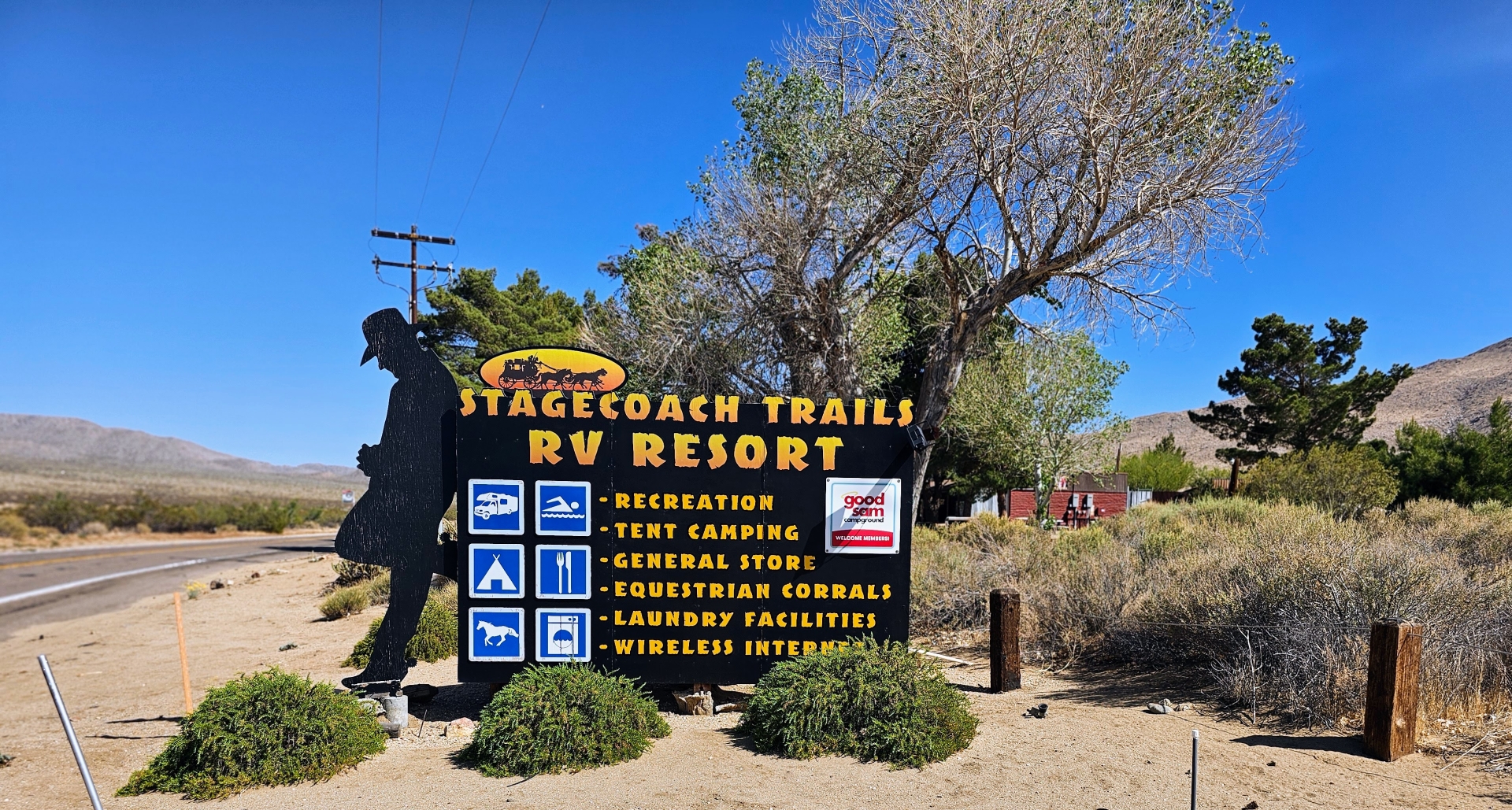 Stagecoach Trails RV Park - Camp California